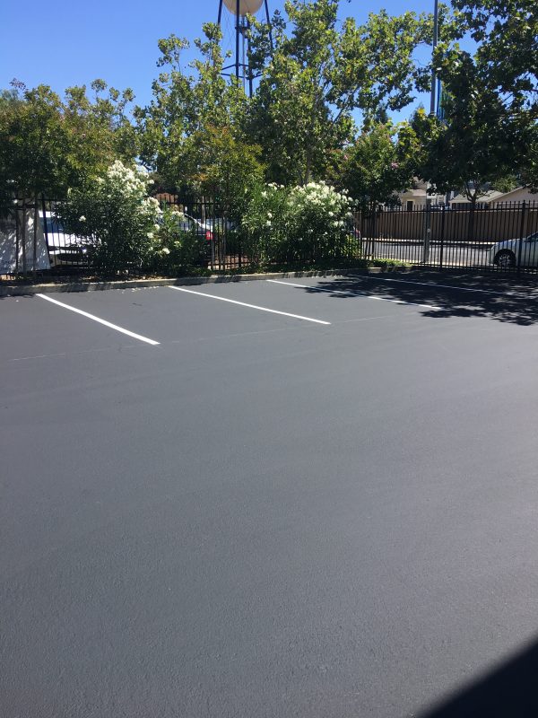 Bond Pavement | Asphalt Parking Lots
